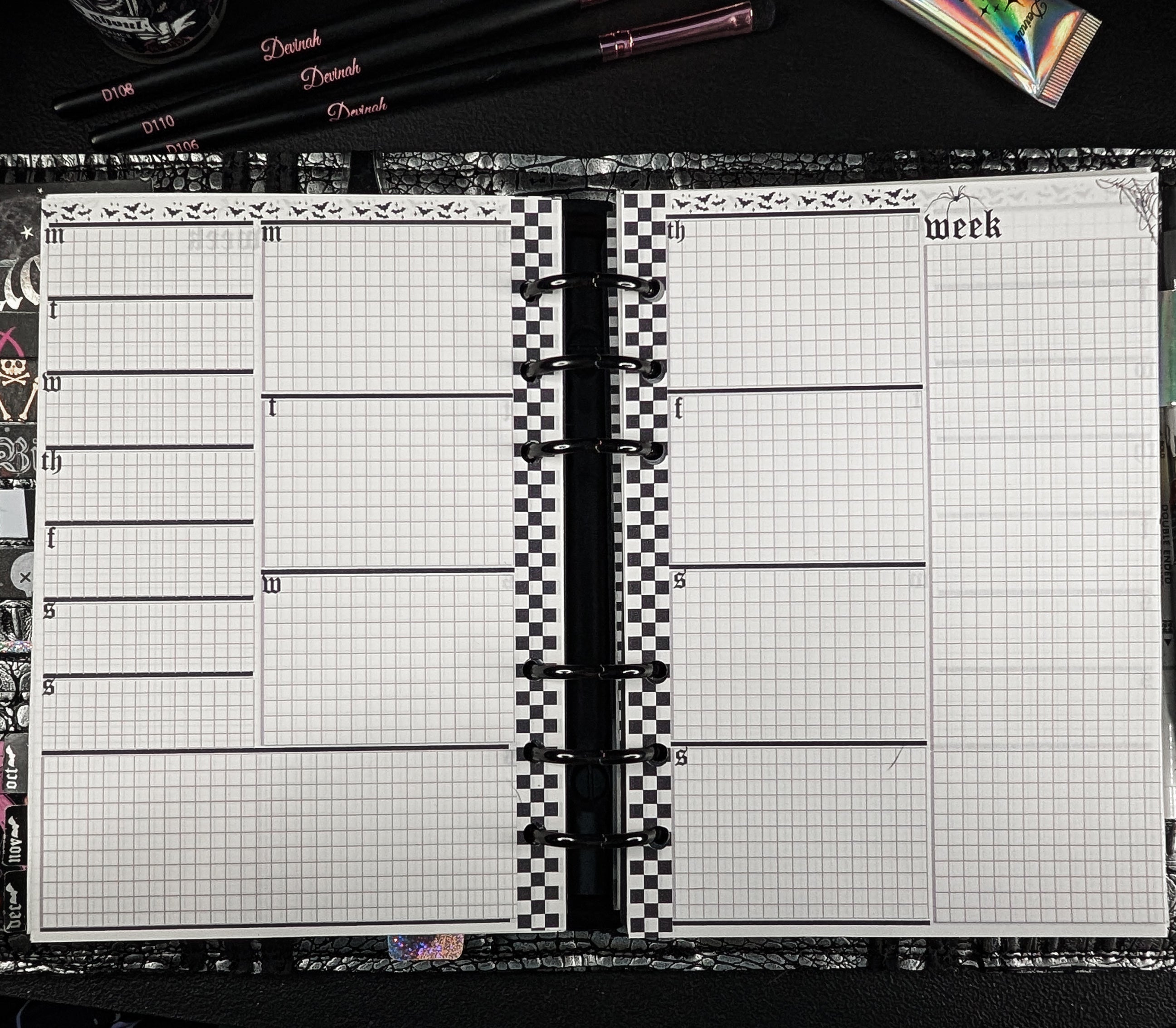 Big Announcement Weekly Planner Schedule Freebies