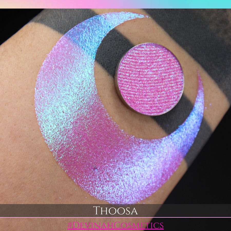 THOOSA Pressed Pigment – Devinah Cosmetics